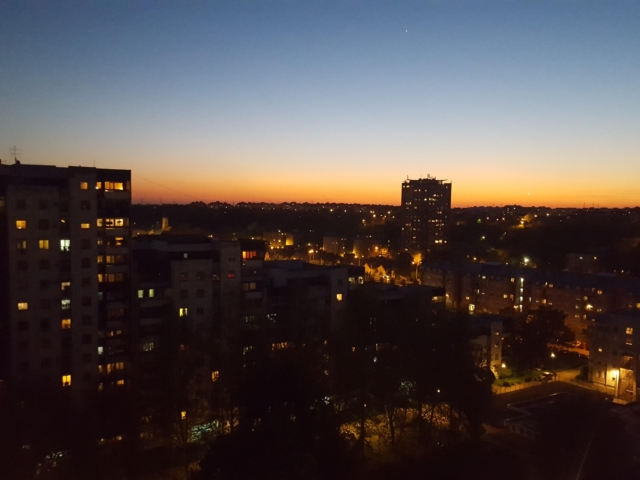 SUNSET - Novi Beograd, Gandijeva