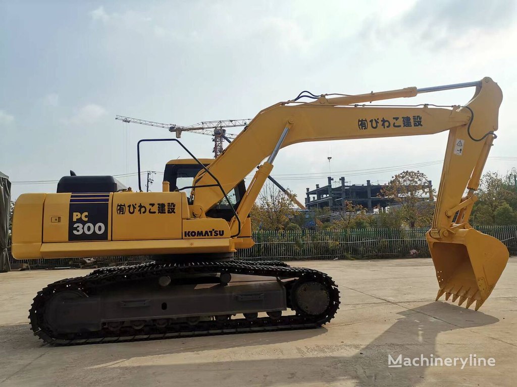 Komatsu PC300-7 bager guseničar