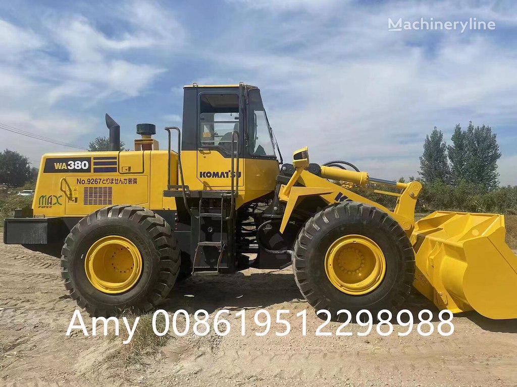 Komatsu WA380-3 prednji utovarivač