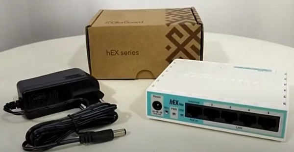 MikroTik RB750r2 heX LITE 5xLAN 10/100, 850MHz CPU, 64MB RAM, RouterOS L4 (265)