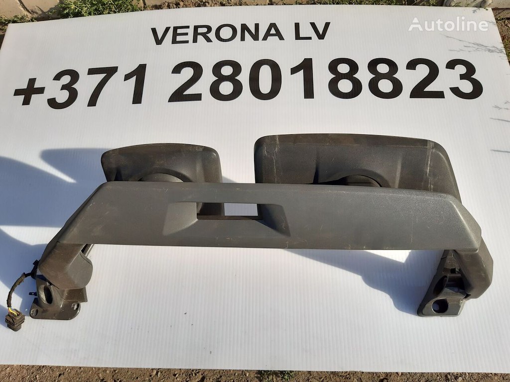 Volvo 82943712 84468503 84167321 bočni retrovizor za Volvo FH4 tegljača