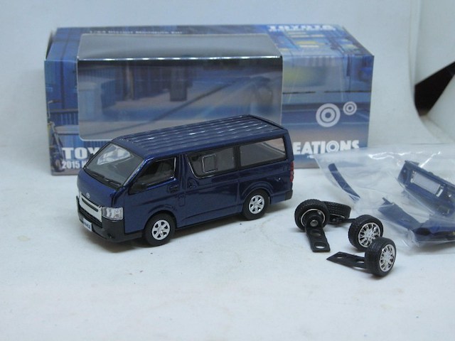 1:64 BM creations toyota hiace