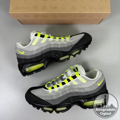 ORIGINAL NIKE AIR MAX 95 Neon, full black, white