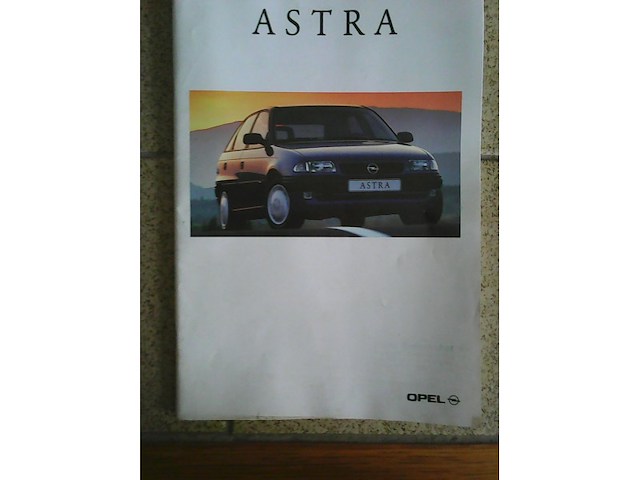 AUTO KATALOG OPEL ASTRA