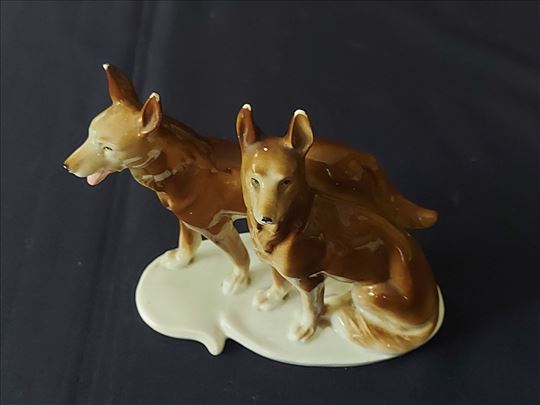 Psi porcelan figura (15 cm)