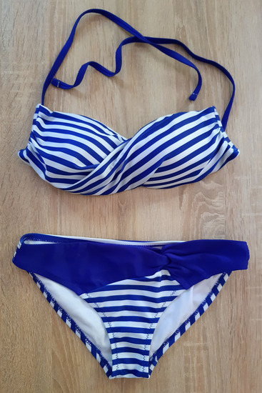Plavo-beli kupaći