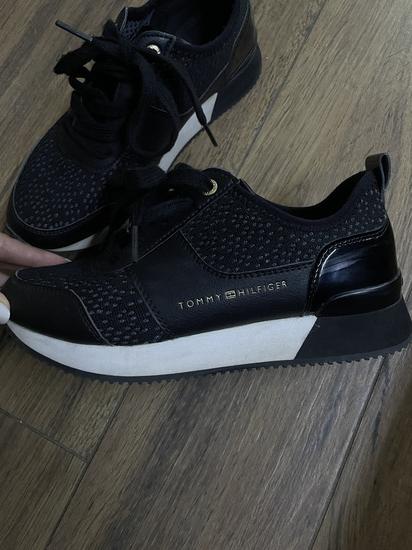 Tommy hilfiger patike