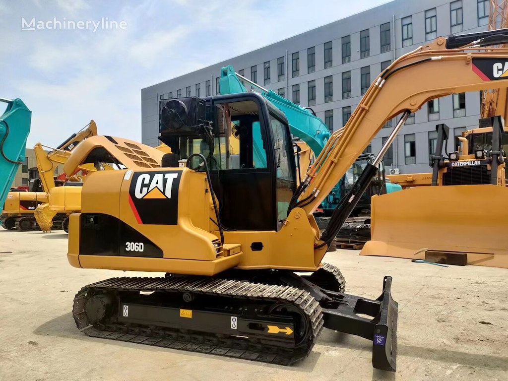 Caterpillar 306D bager guseničar