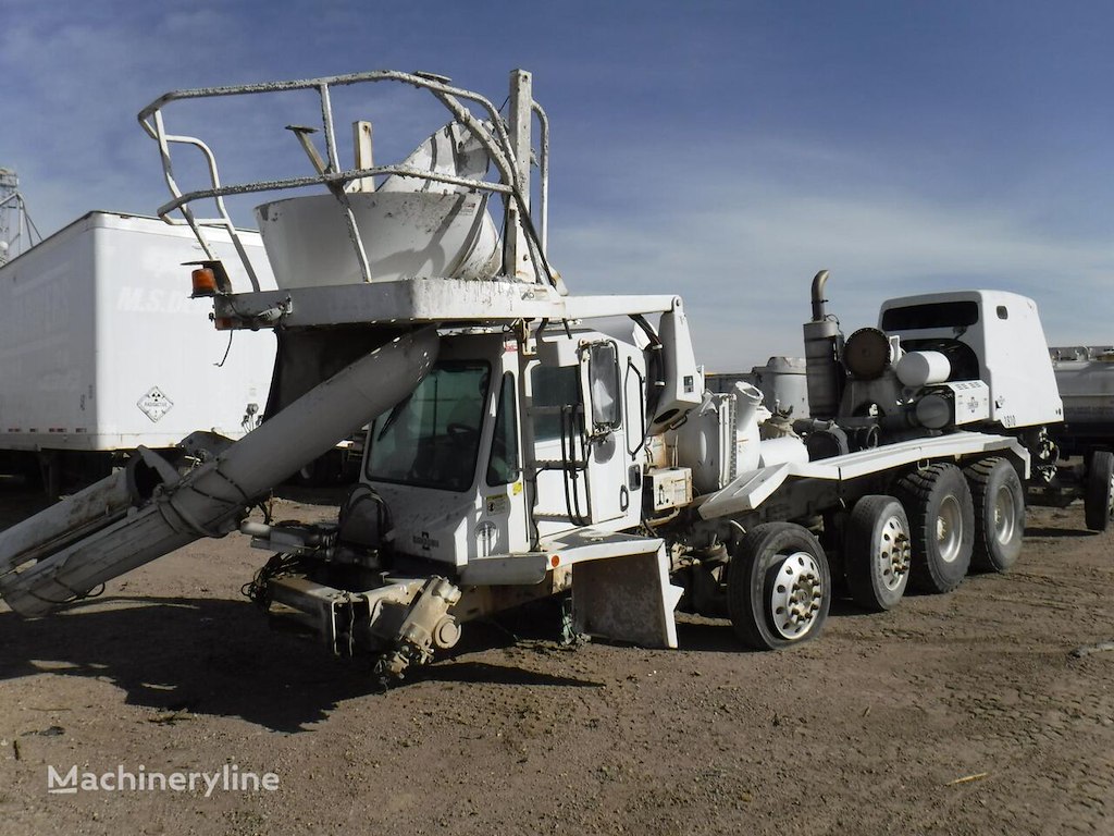 Oshkosh OSHKOSH kamion s mešalicom za beton po rezervnim delovima
