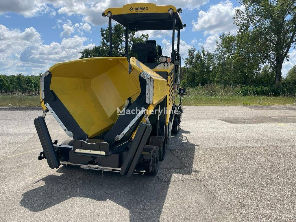 BOMAG BF 300 P-2 S340-2 TV asfaltni finišer točkaš