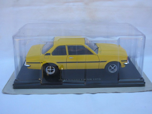 1:24 hachette opel ascona