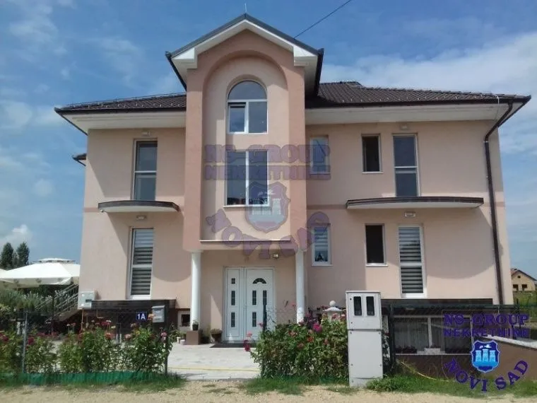 Prodaja, kuća, 600m2, Veternička rampa, Novi Sad, Novi Sad