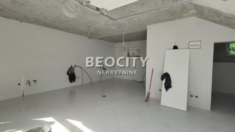 Petosoban stan, 130 m2, Batajnica, Diskont PKB ID: 100760