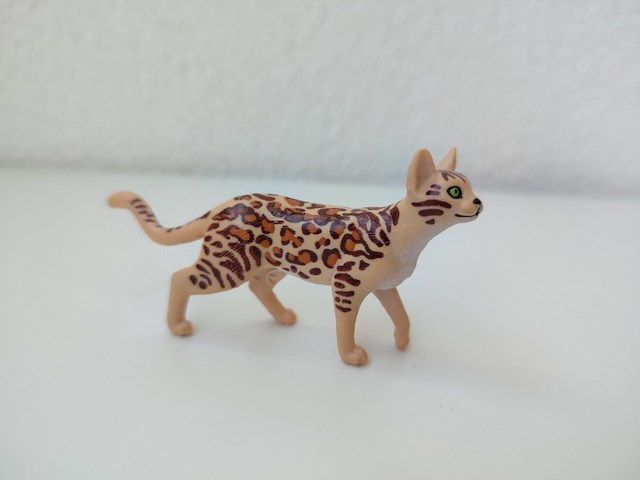 Schleich maca
