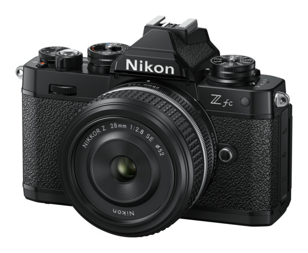 Nikon Z fc set 28mm f/2.8 crni