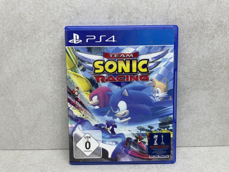 Sonic Team Racing - PS4 igra
