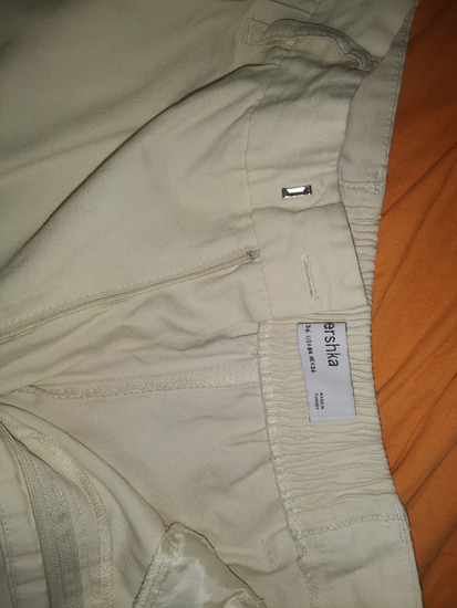 Bershka krem pantalone