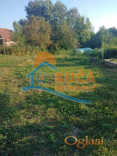 Plac, Popovac, 22a