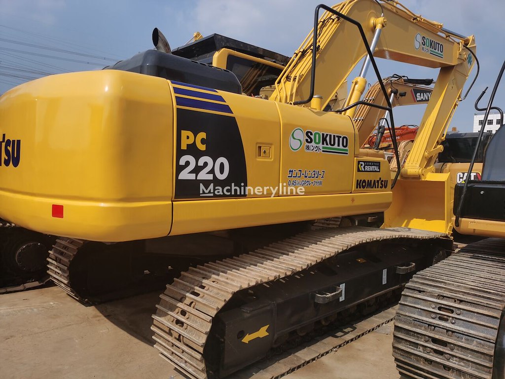 Komatsu PC220-8 bager guseničar