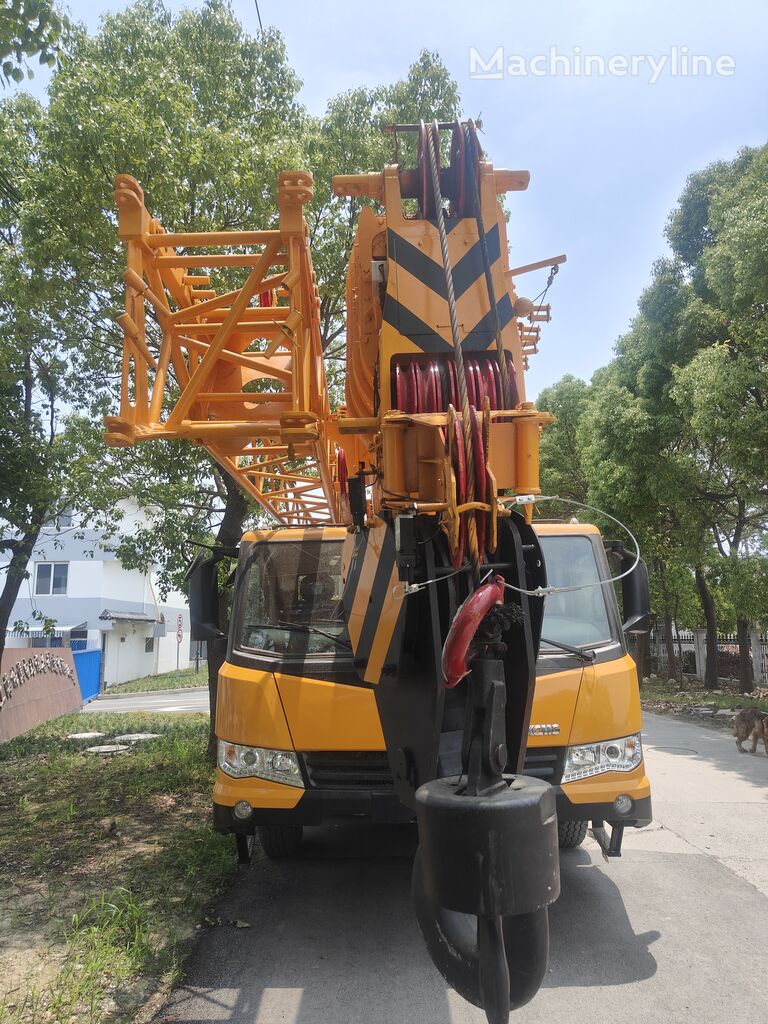 XCMG QY70KC USED 70T CRANR IN SHANGHAI pokretna dizalica