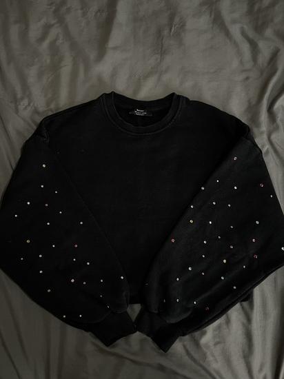 Bershka duks sa cirkonima