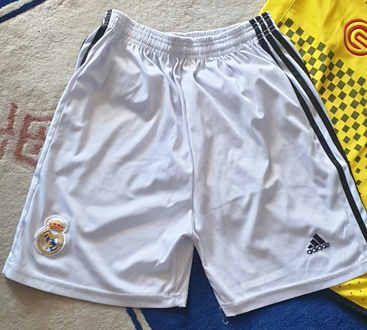 Real MADRID adidas dres šorts 12-14 god