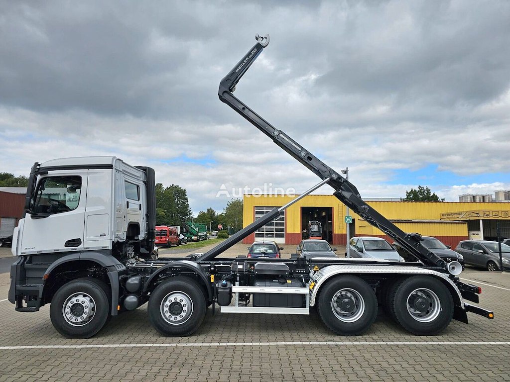 Novi Mercedes-Benz Arocs 3251 kamion rol kiper