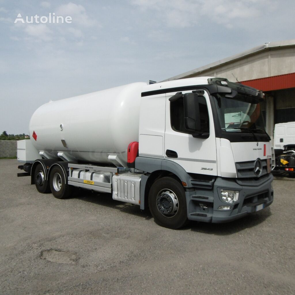 Mercedes-Benz Actros 25.430 kamion za transport gasa