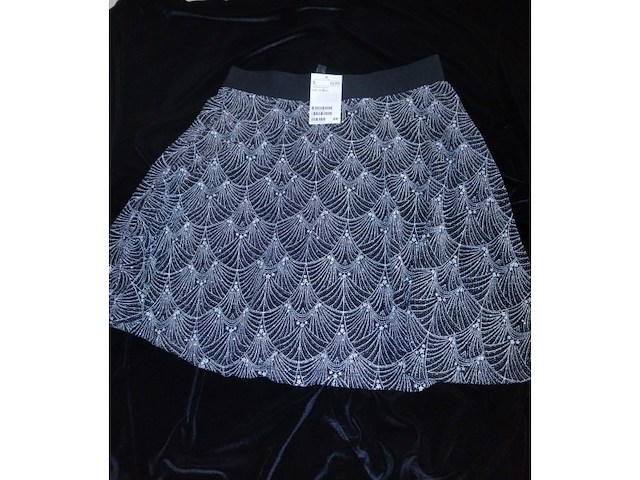 Mini suknja H&;M sa srebrnim štrasom sa etiketom