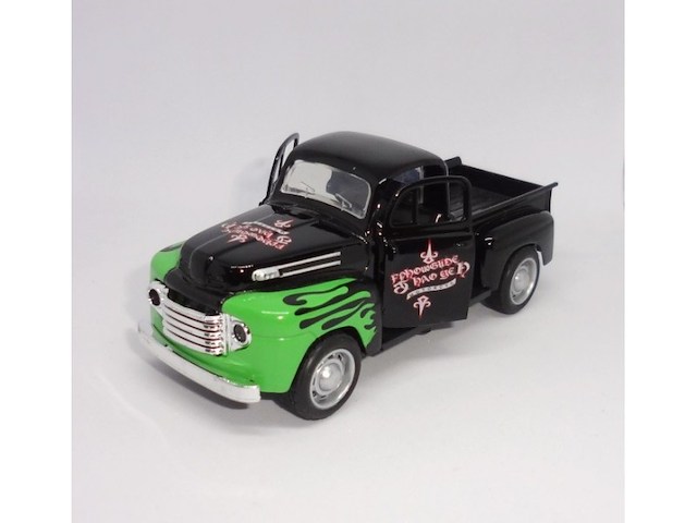 1:36 Ford F-1 1948 Pickup truck