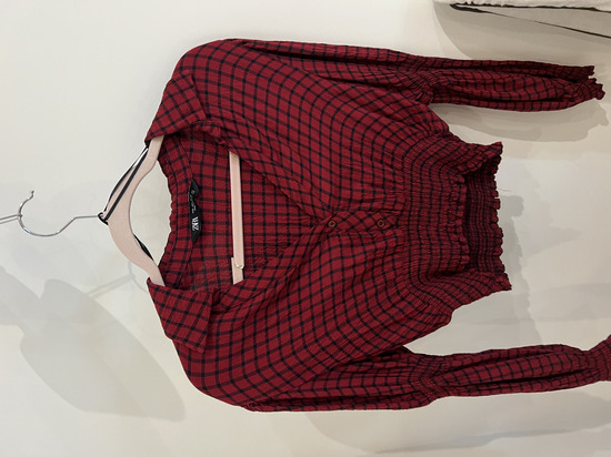 Zara top-kosulja