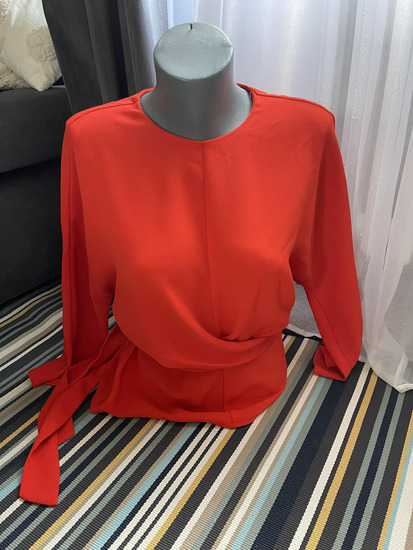 Prelepa original Top Shop bluza SNIZENJE