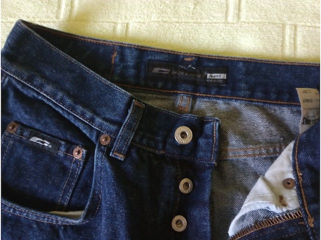 JACK &; JONES W28 L30 ORIGINAL VRH