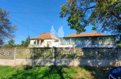 Kuća udaljena 35 minuta od Beograda, Mladenovac, Vlaška #K653 ID#1459