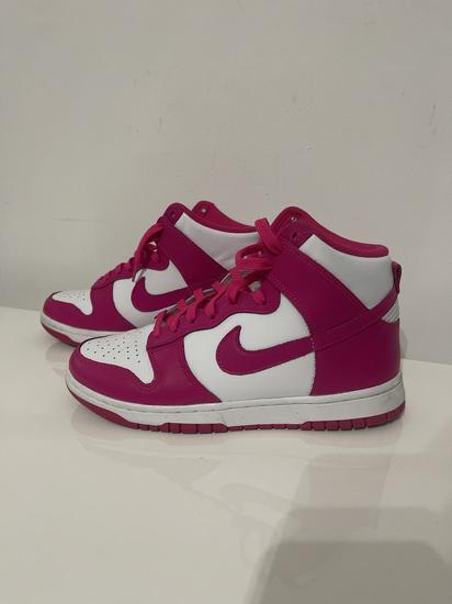 NIKE DUNK patike nove