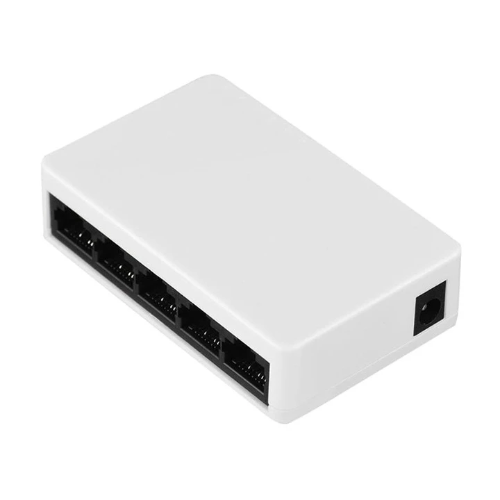 Adapter mrežni 1xRJ45 F IN - 4xRJ45 F OUT 100Mbps, razdelnik