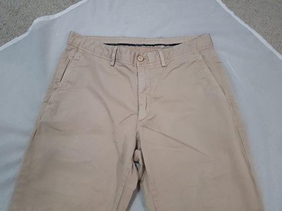 Massimmo Dutti original muske krem pantalone