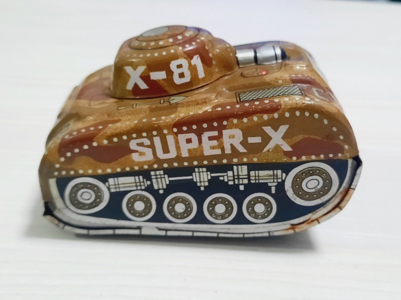 Super X-81