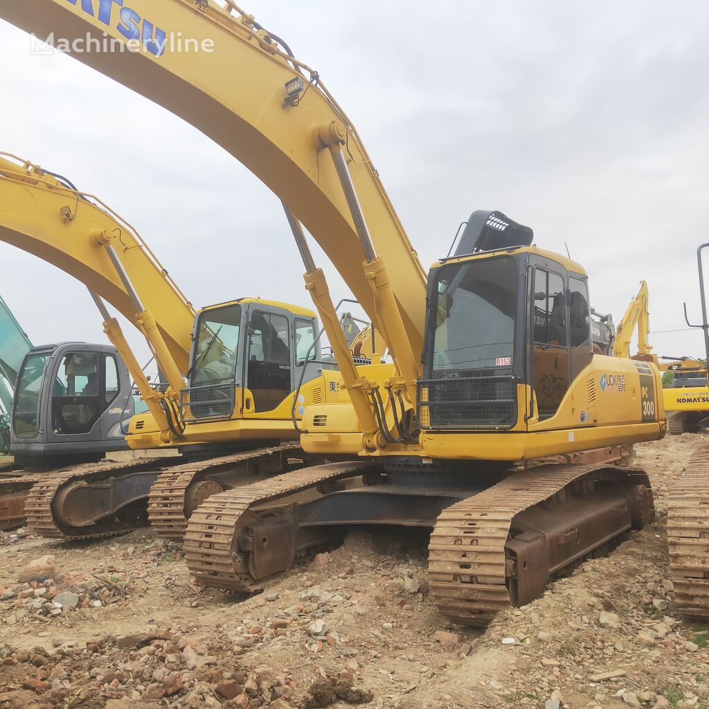 Komatsu PC300-7 bager guseničar