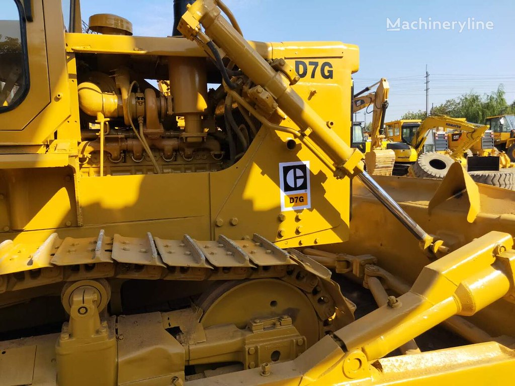 Caterpillar D7G buldožer