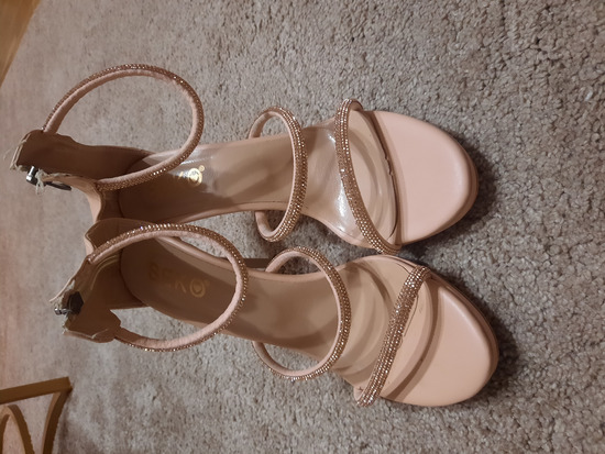Sandale puder roze