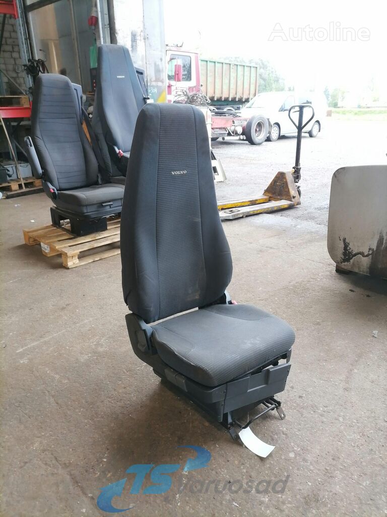 Volvo Passenger seat 7420862569 sedište za Volvo FL240 tegljača