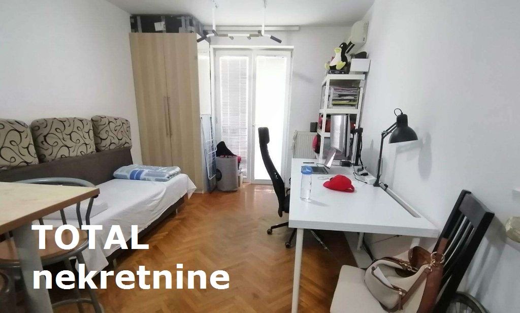 Stan,NOVI SAD,CENTAR 24.00m2,72100€ , ID: 1096464