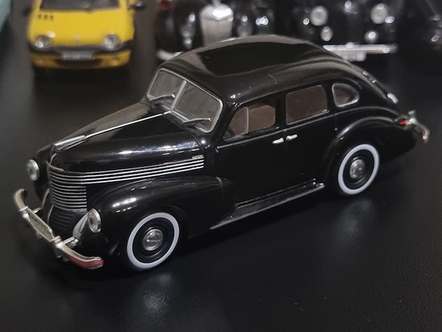 Opel Kapitan `50 1:43