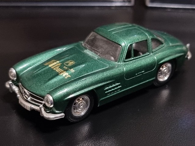 Mercedes-Benz 300Sl Wing Door 1:43