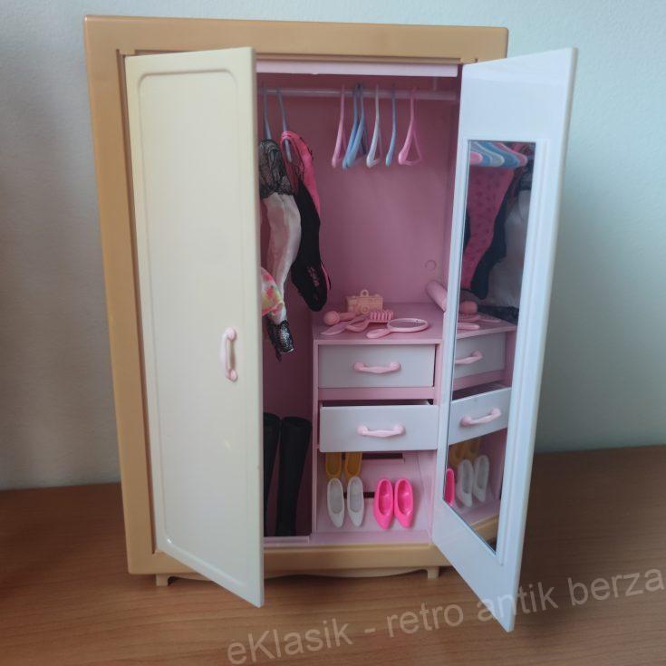 Barbie Vintage gardarober iz 1990 godine