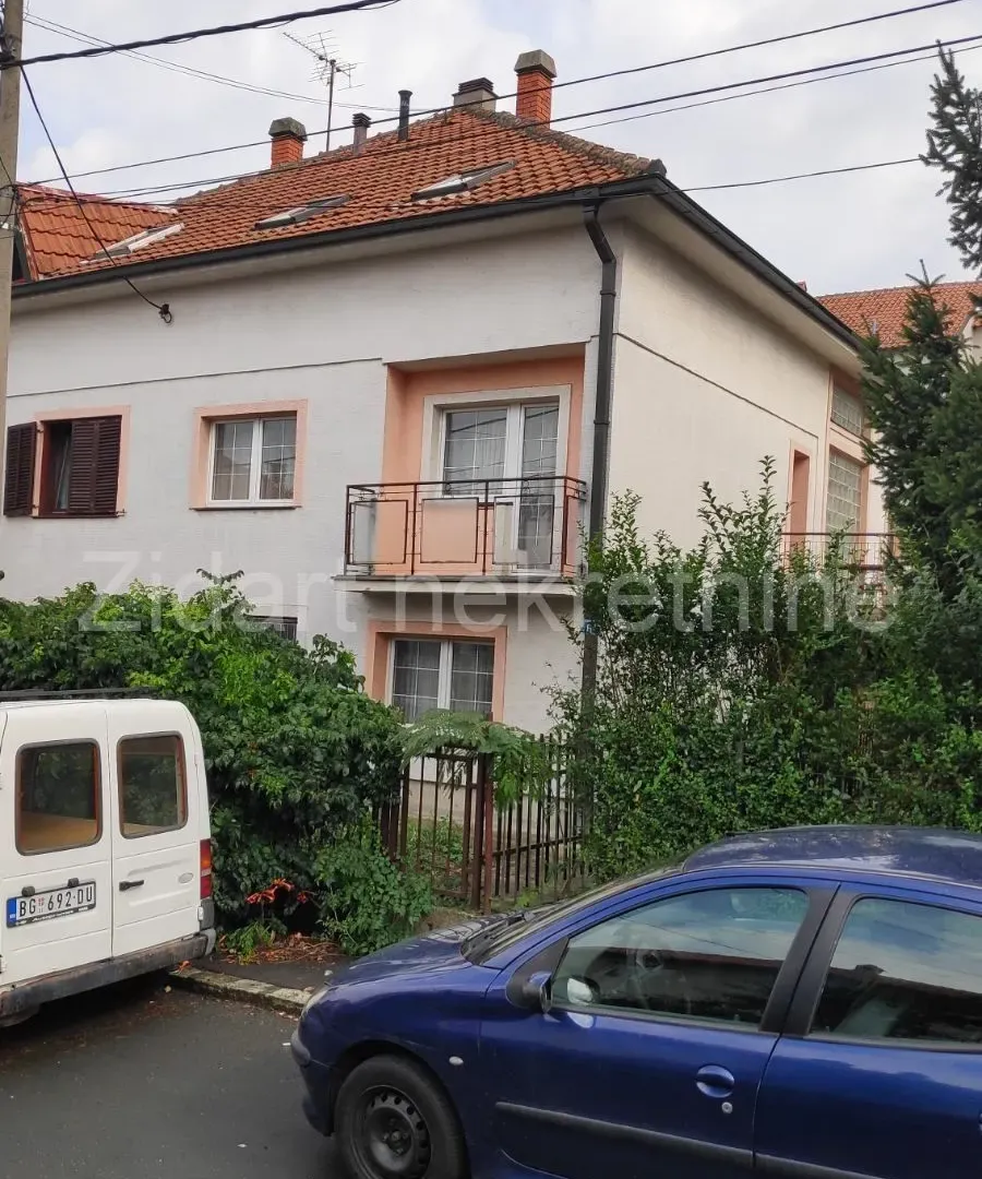 Prodaja, kuća, 244m2, Kumodraž, Beograd