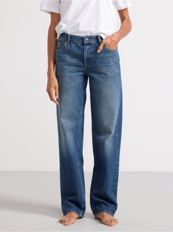 Farmerke SIA – klasične dubine i dugih nogavica – 100% pamuk – SIA Straight regular waist jeans with extra long legs