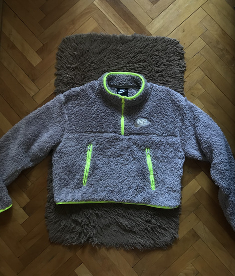 Nike teddy