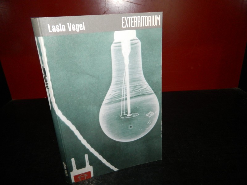 Exterritorium, Laslo Vegel